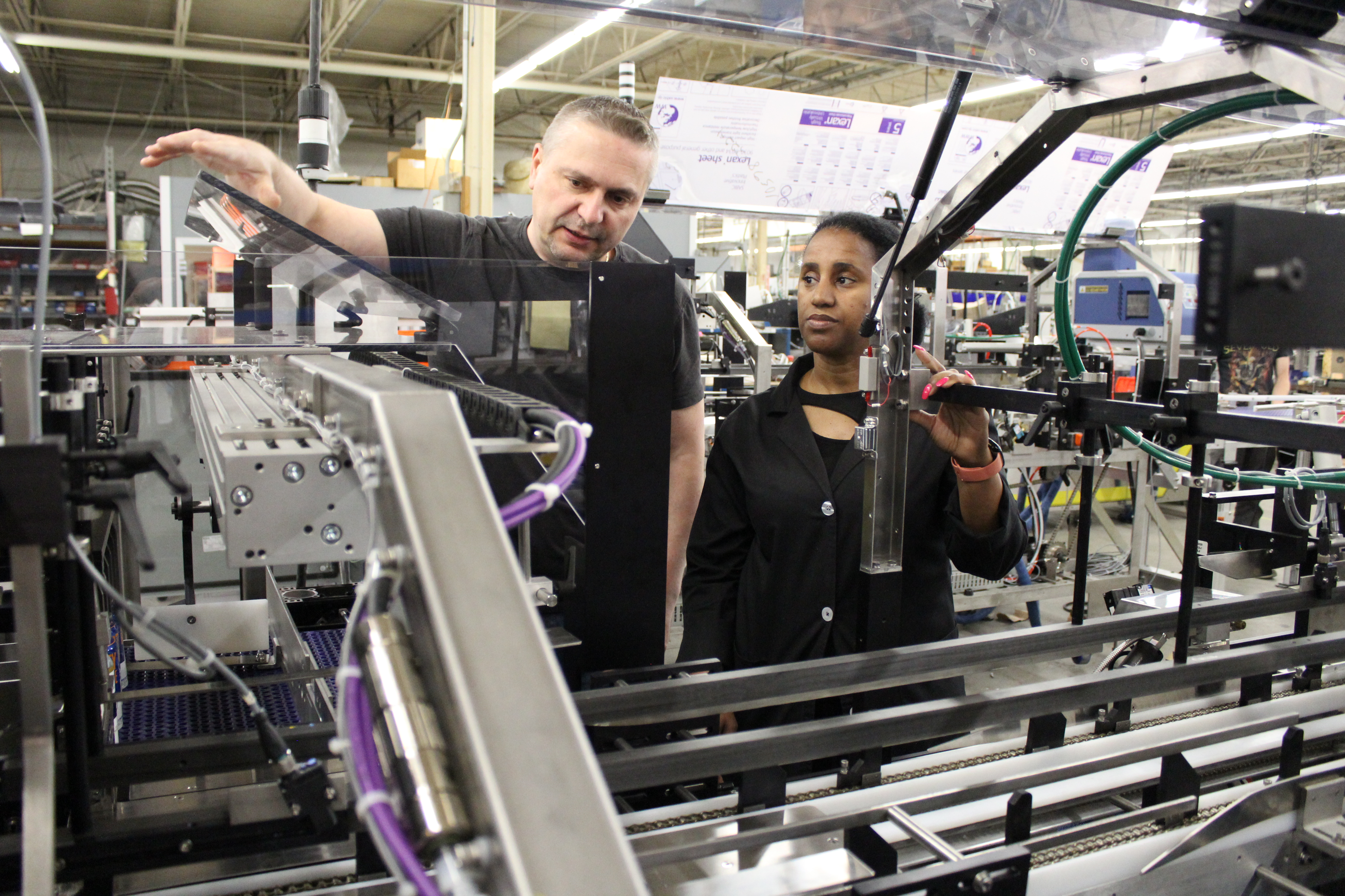 Cartoning Equipment and Case Packing Machines - ECONOCORP Inc.